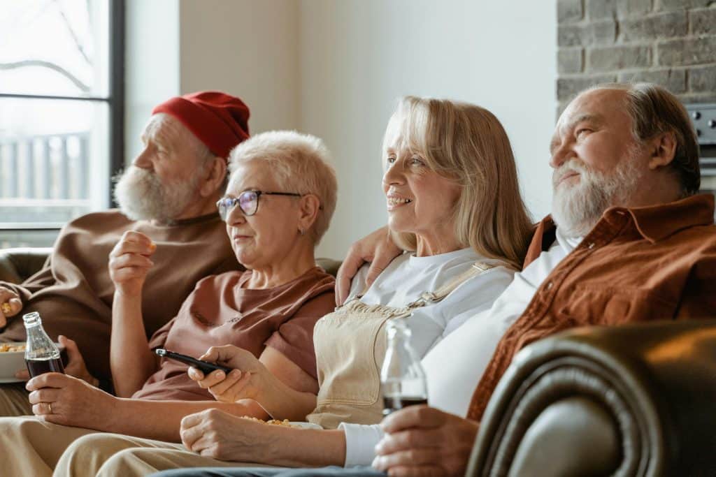 SLM | The Importance of Companionship for Seniors: Socialization and ...